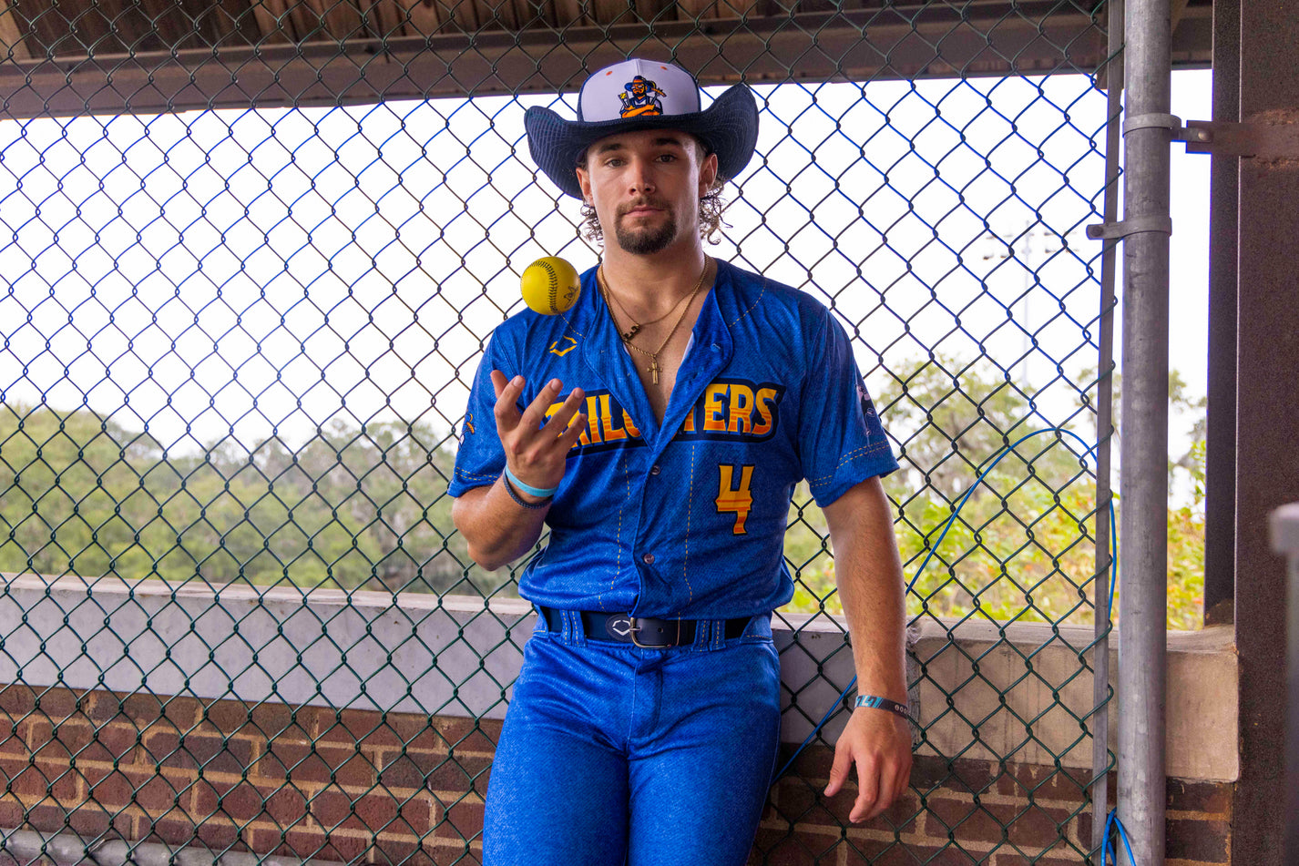 Tailgaters Cowboy Snapback - Navy/White – Banana Ball
