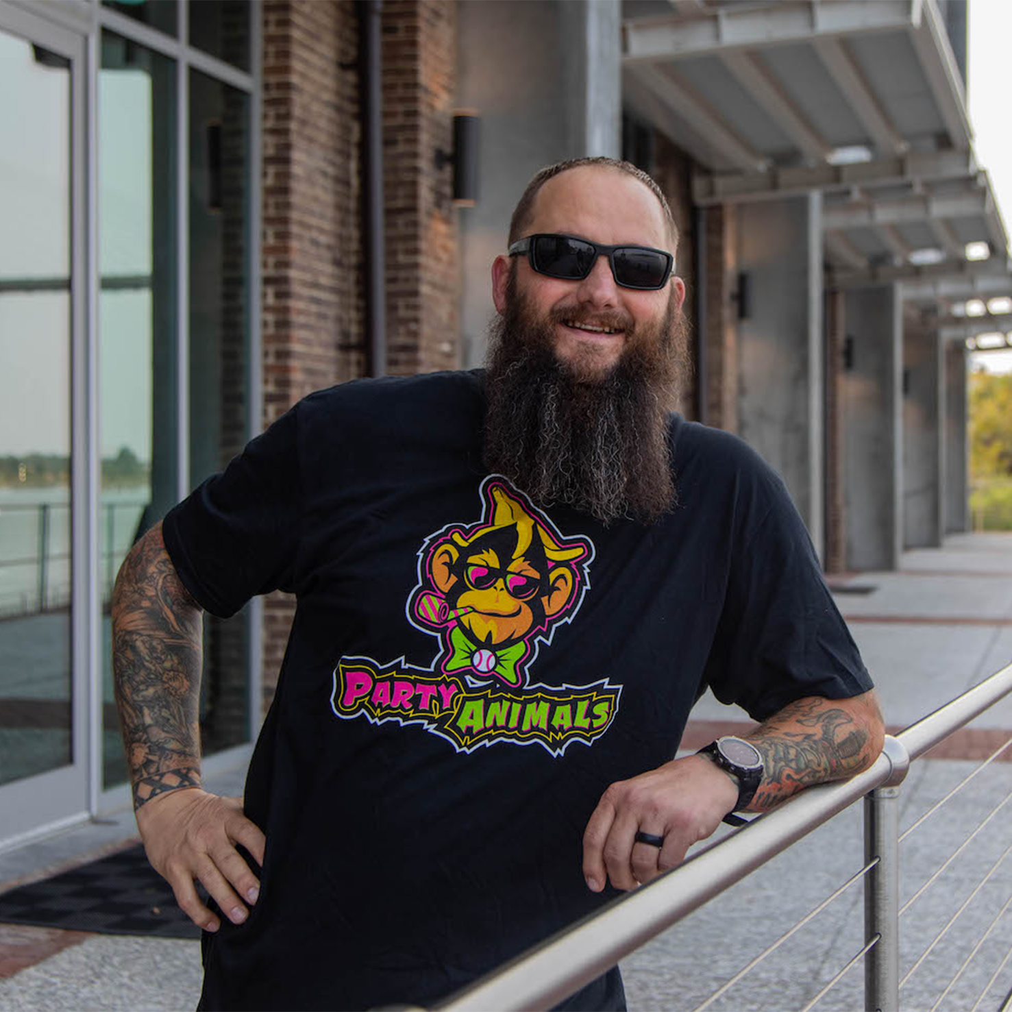 Party Animals Short Sleeve Primary Logo Tee - Black – The Savannah Bananas